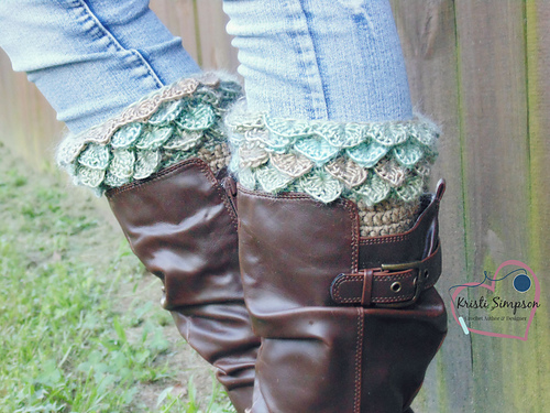 Ravelry: Crocodile Stitch Boot Cuffs pattern by Kristi Simpson
