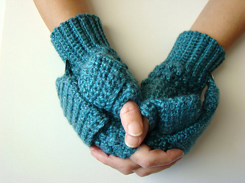 Ravelry: Teal Convertible Mittens pattern by Kristina Smiley