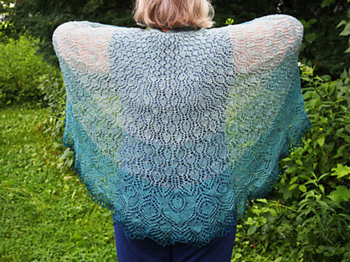 Ravelry: Princess-Peacock Shawl pattern by Natalia Sha