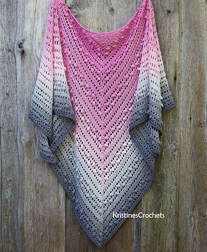 Ravelry: Popcorn Triangle Shawl pattern by Kristines Crochets