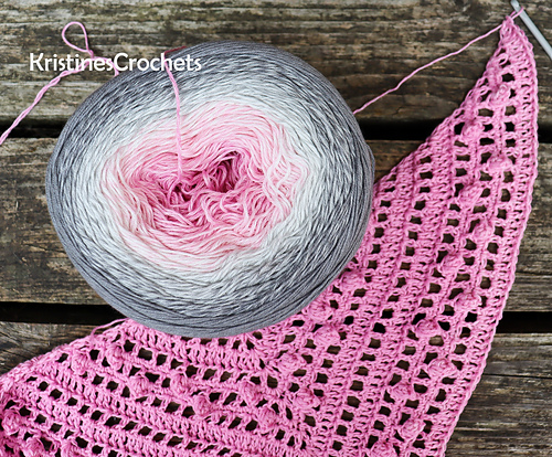 Ravelry: Popcorn Triangle Shawl pattern by Kristines Crochets