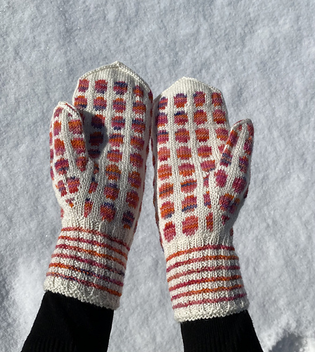Ravelry: Window Mittens (vettlingar) pattern by Kristin Ornolfsdottir