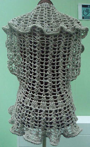 Ravelry: Caroline pattern by Marion Barritt