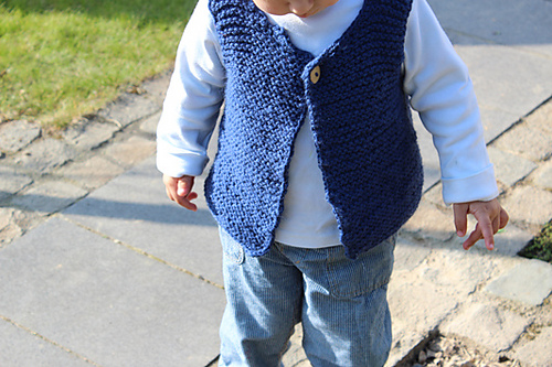 Ravelry: Cosy Chunky Vest "Jurek" pattern by Natalie Frohn
