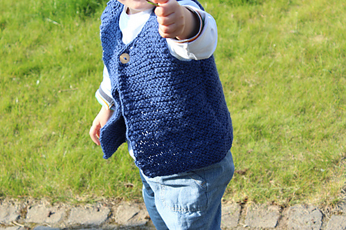 Ravelry: Cosy Chunky Vest "Jurek" pattern by Natalie Frohn