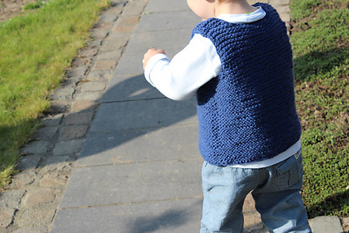 Ravelry: Cosy Chunky Vest "Jurek" pattern by Natalie Frohn