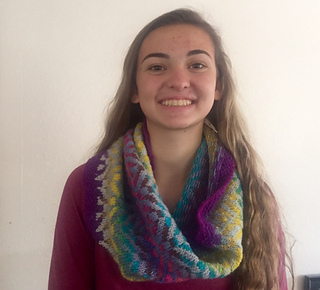 Ravelry: LAHR's Neon [Tie Fighter?] Hannah Cowl