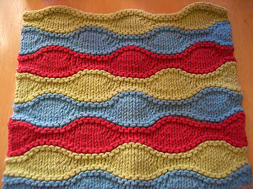 Ravelry: Lizard Ridge Dishcloth pattern by Laura Aylor