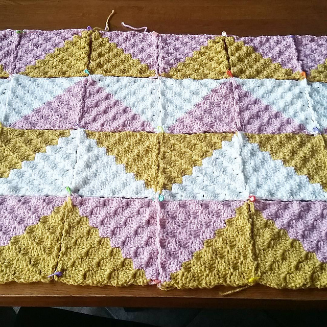 Ravelry: LBK63's Tri Color Chevron
