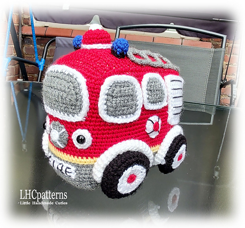 Ravelry: Fire Engine / Fire Truck pattern by Kristine Kuluka