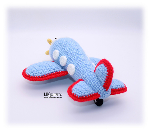 Ravelry: Baby Plane pattern by Kristine Kuluka