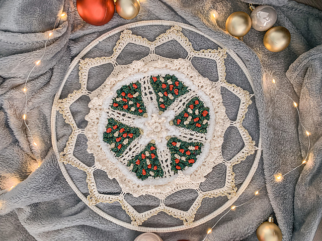 Ravelry: Holly Tree mandala pattern by Lisa Kievits