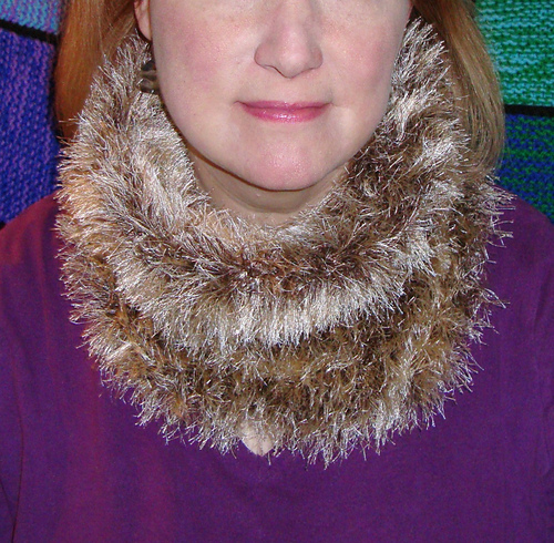 Ravelry: Easy Faux Fur Cowl pattern by Kimberly Clark