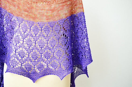 Ravelry: Beat the Fug pattern by Susanne Visch