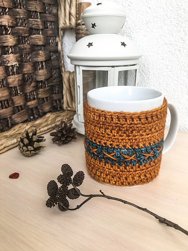 Ravelry: The Crom Cozy pattern by LadushkaCrochet