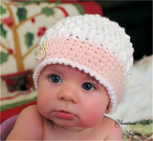 Ravelry: Textured snowball hat pattern by Lagatha Been