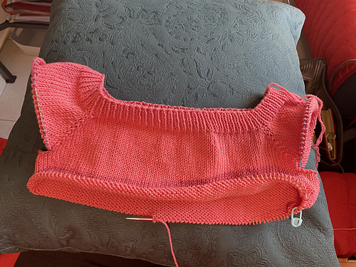 Ravelry: Off Shoulders Top pattern by Knittles Creations