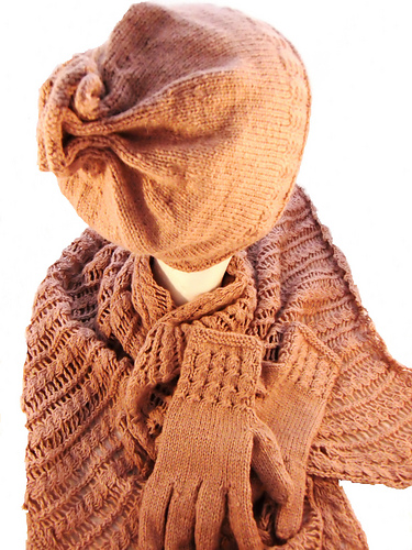 Ravelry: Hat and Finger Gloves Rose Champagne pattern by Claudia Finlay