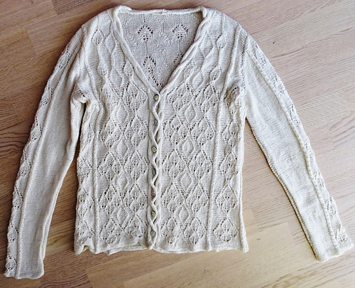 Ravelry: Cardigan Katrina pattern by Claudia Finlay