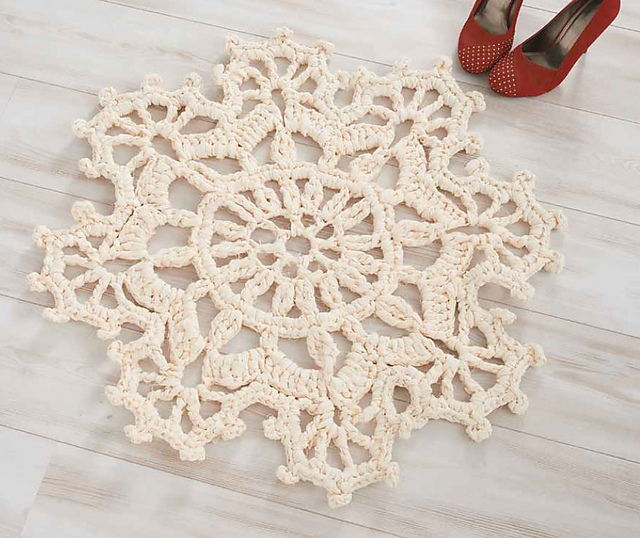 Ravelry: Snowflake Rug pattern by Helen Glaze
