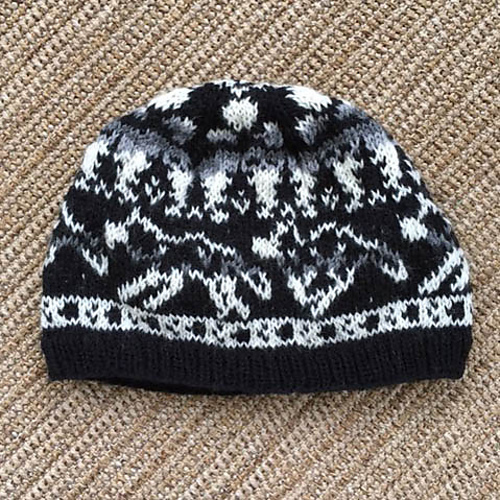 Ravelry: Wolf pack beanie pattern by Sandra Jäger