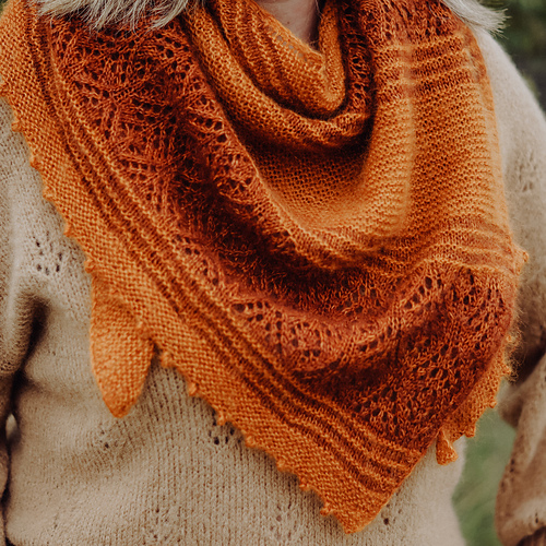Ravelry: Paaina pattern by Nadia Crétin-Léchenne