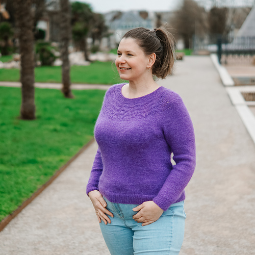 Ravelry: Velaris pattern by Nadia Crétin-Léchenne