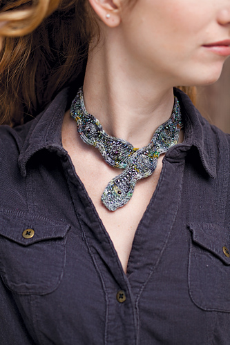 Ravelry: Bulb Necklace and Cuff pattern by Laura Nelkin