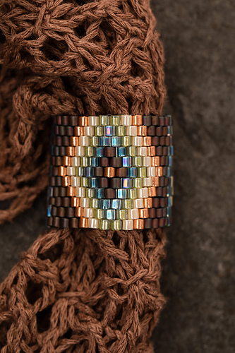 Ravelry: Engaged pattern by Laura Nelkin