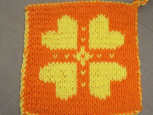 Ravelry: Double Knit Potholder pattern by Lauras Knits