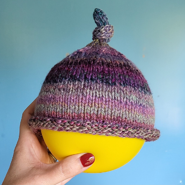 Ravelry: Knitty-Knotty Infant Hat pattern by Laura Bain