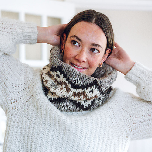 Ravelry: Apres Ski Snood pattern by Lauren Aston Designs