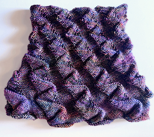 Ravelry: SWAG pattern by Lavish Craft
