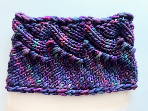 Ravelry: Kanagawa Cowl pattern by Lavish Craft