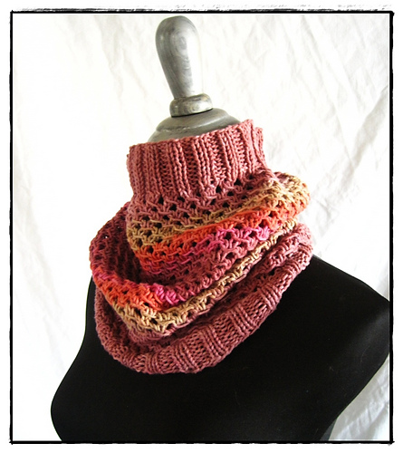 Ravelry: Spring Light Lace Mesh Cowl pattern by Lavish Craft