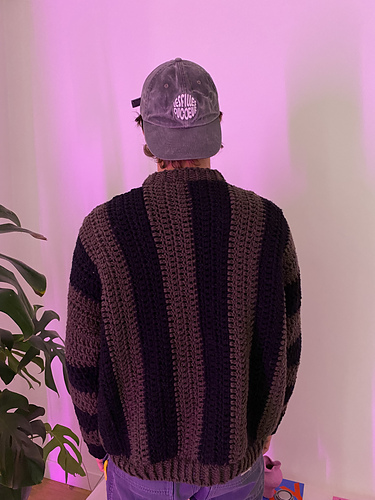 Ravelry: Pop Corn Sweater pattern by LE PULL