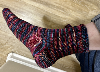 Ravelry: Leaena's Tannat Flavored Socks