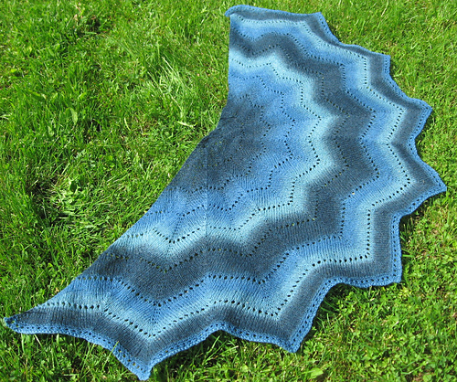 Ravelry: Revontuli -huivi/Northern Lights pattern by AnneM