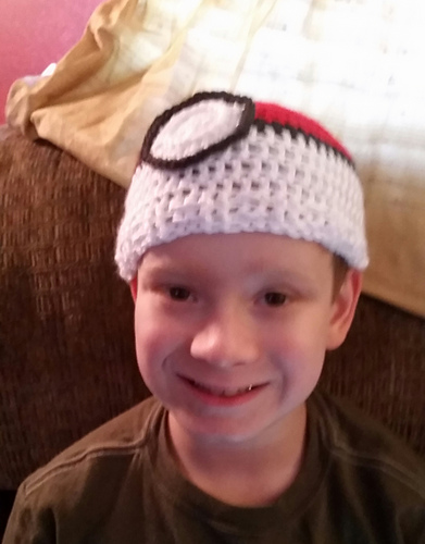 Ravelry: Pokemon Ball Mod Beanie & Slouch pattern by Sparkle & Doom Designs