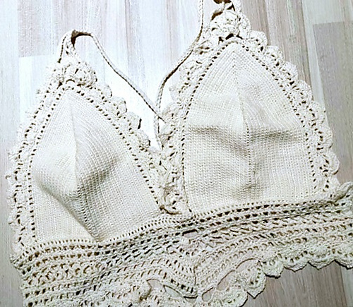 Ravelry: Sandslide Bralette pattern by Emily Kichler
