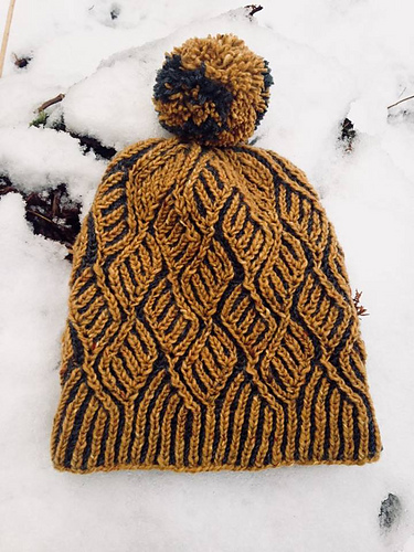 Ravelry: Chess Hat pattern by Raina K