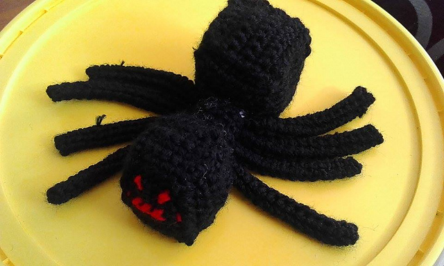 Ravelry: Minecraft Spider pattern by Selena Lazarus