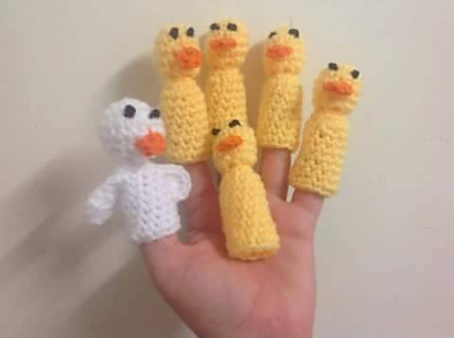 Ravelry: 5 Little Ducks Finger Puppets pattern by Selena Lazarus