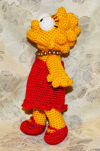Ravelry: Lisa Simpson pattern by Elena Pichugina