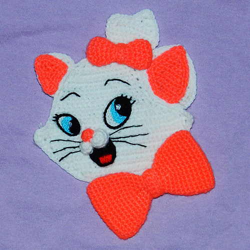 Ravelry: Crochet Charming Kitty Applique pattern by Elena Pichugina