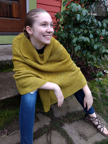 Ravelry: Rowena pattern by Annie Baker Designs