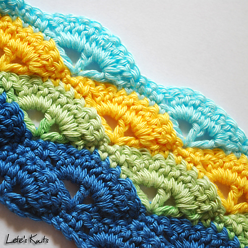 Ravelry: Upsy Daisy Blanket pattern by Justyna Lorkowska