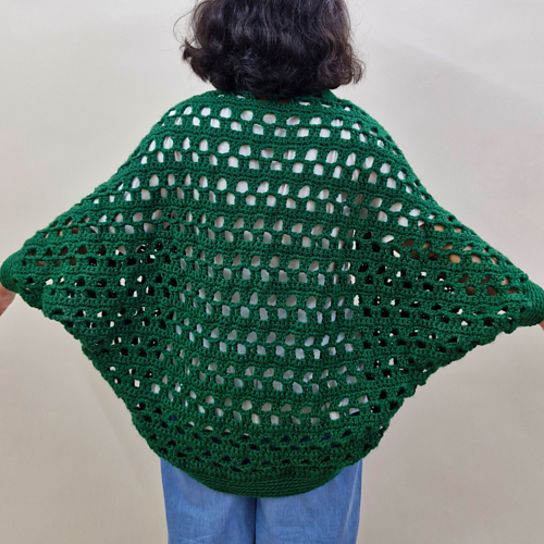 Ravelry: Forest Leaves Cocoon Shrug pattern by Akita Daga