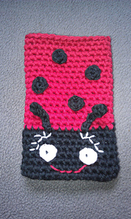 Ravelry: Mobil Cover Ladybug pattern by Lena Knudsen