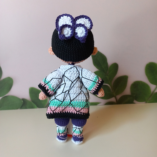 Ravelry: Shinobu Kocho pattern by Carolina Bono